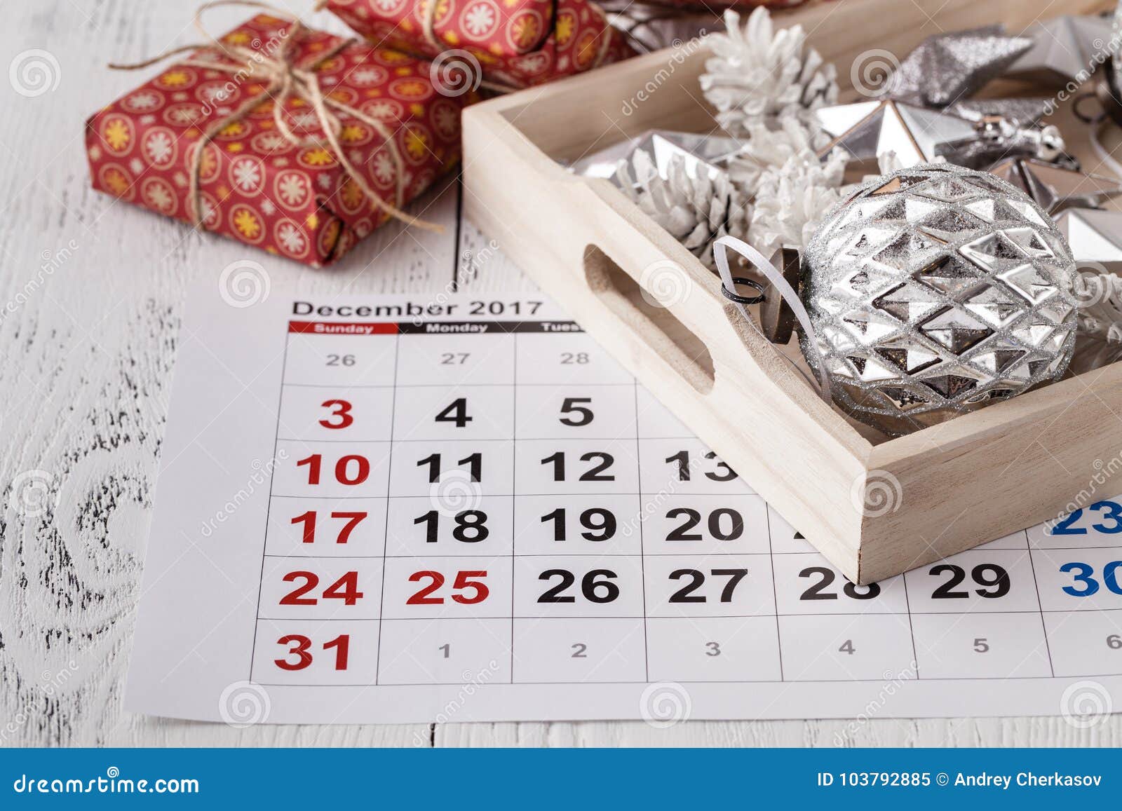 Mark the Date Calendar for Christmas, December 25, with Festive ...