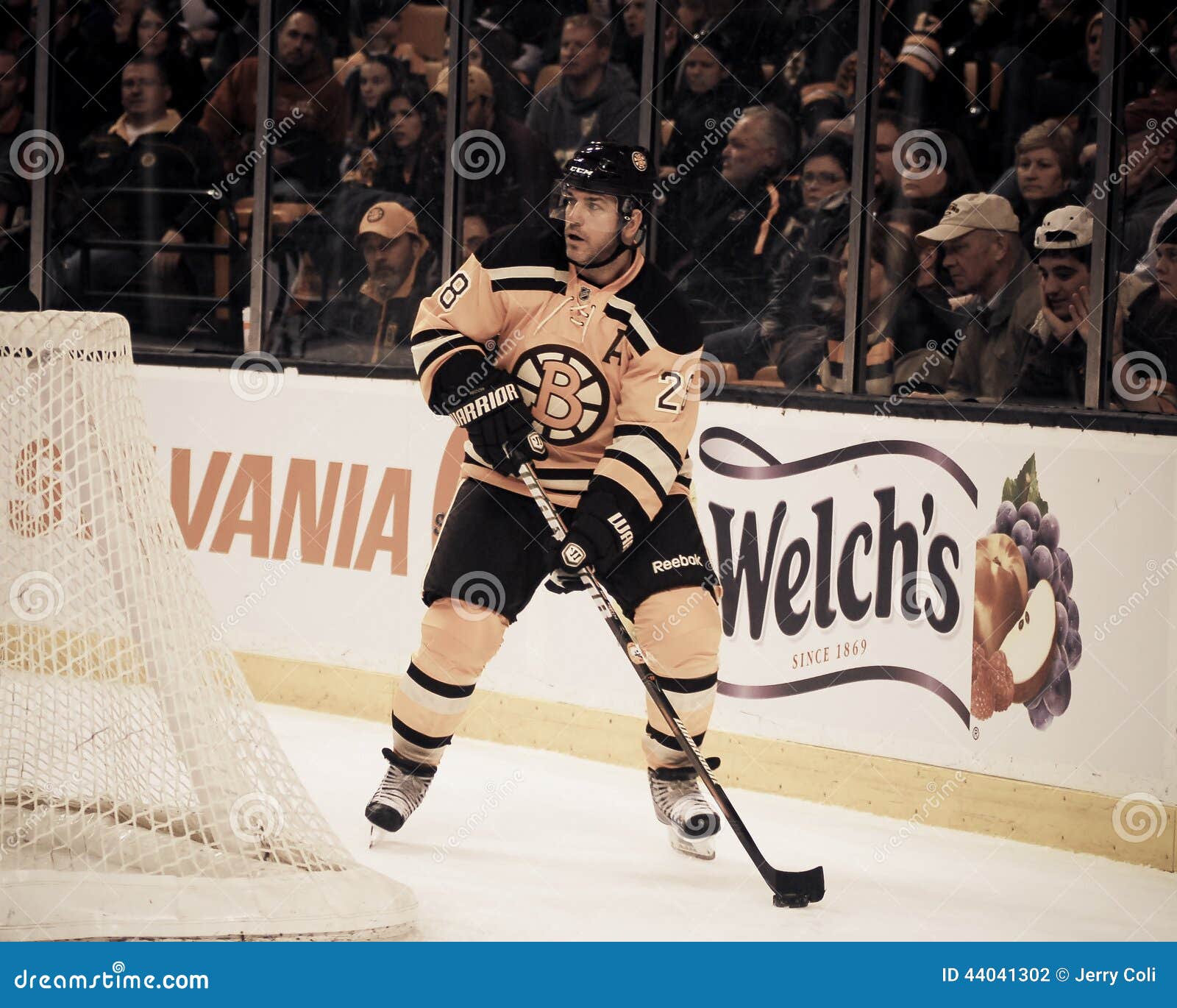 Mark Recchi Boston Bruins editorial photography. Image of teammate ...
