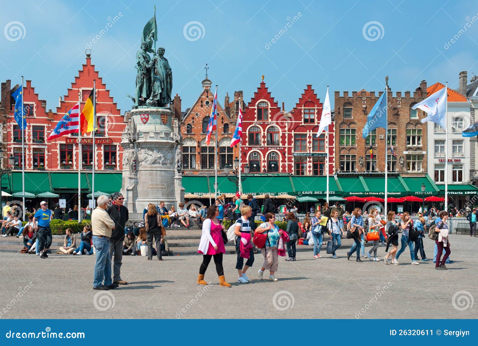 Market Square in Bruges editorial photo. Image of square - 26320611