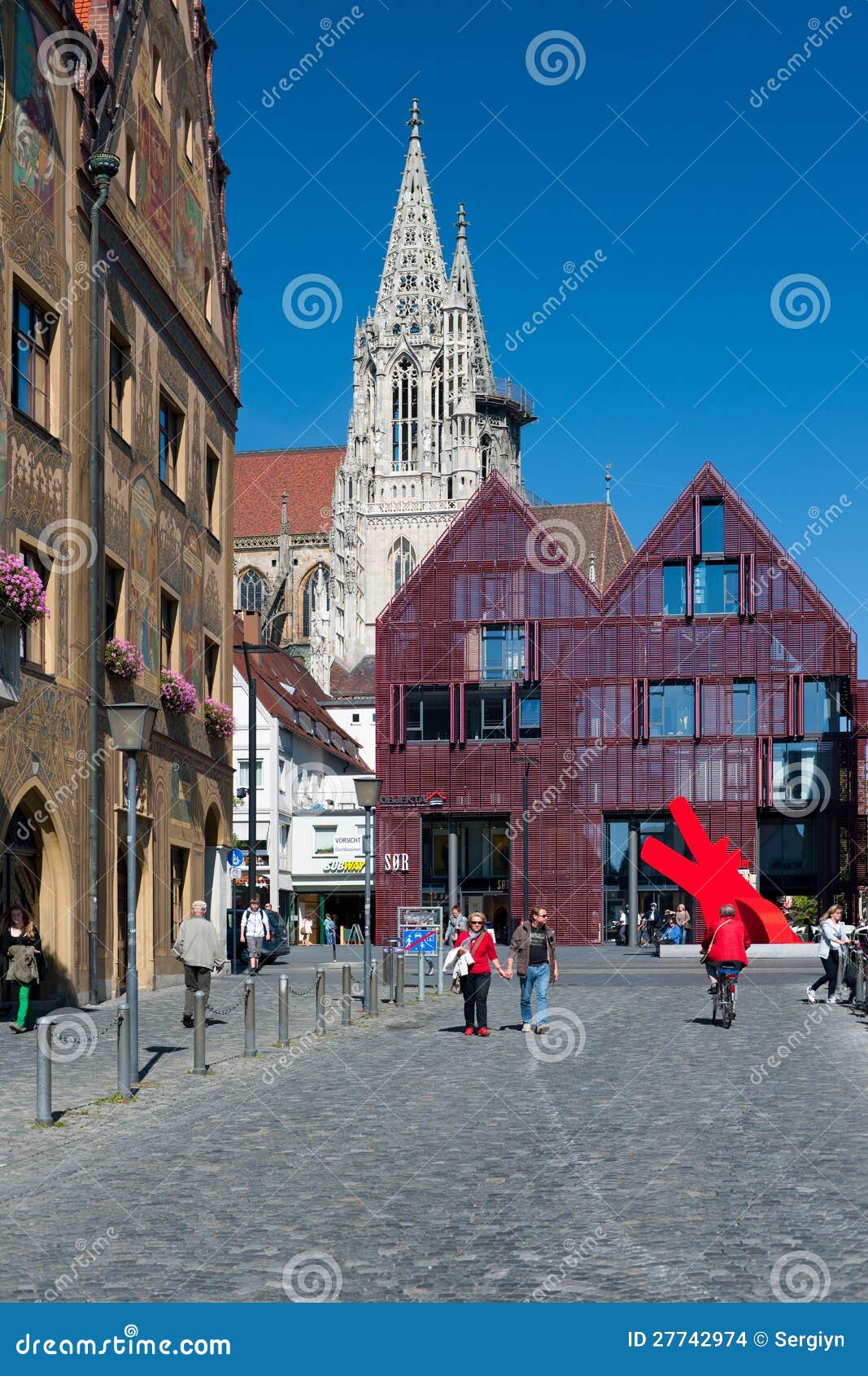Market Square in Ulm editorial stock image. Image of attraction - 27742974
