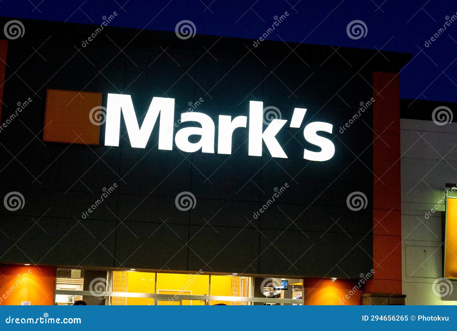 Marks Store Sign in America Editorial Image - Image of outdoor, famous ...