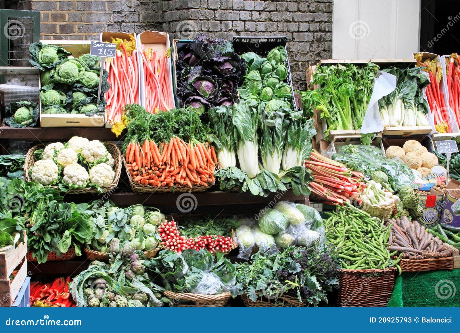 Marktkraam stock afbeelding. Image of organisch, plantaardig - 20925793