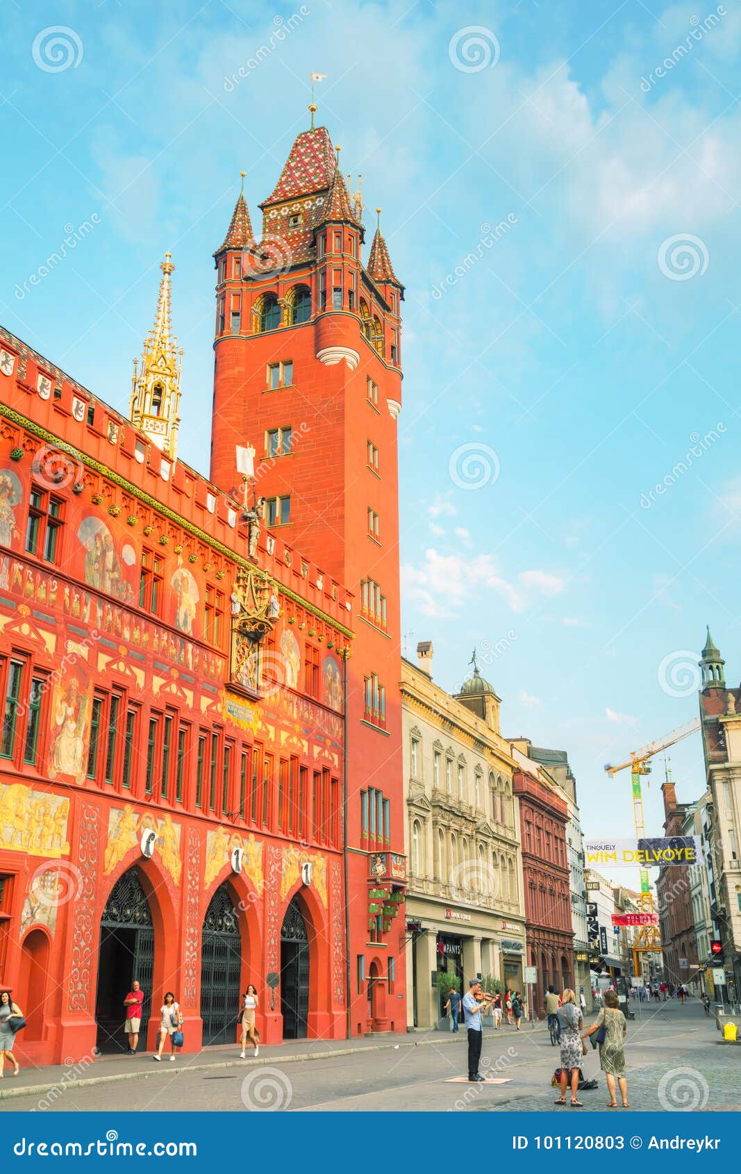 Marktplatz Met Rathaus in Bazel Redactionele Stock Foto - Image of ...