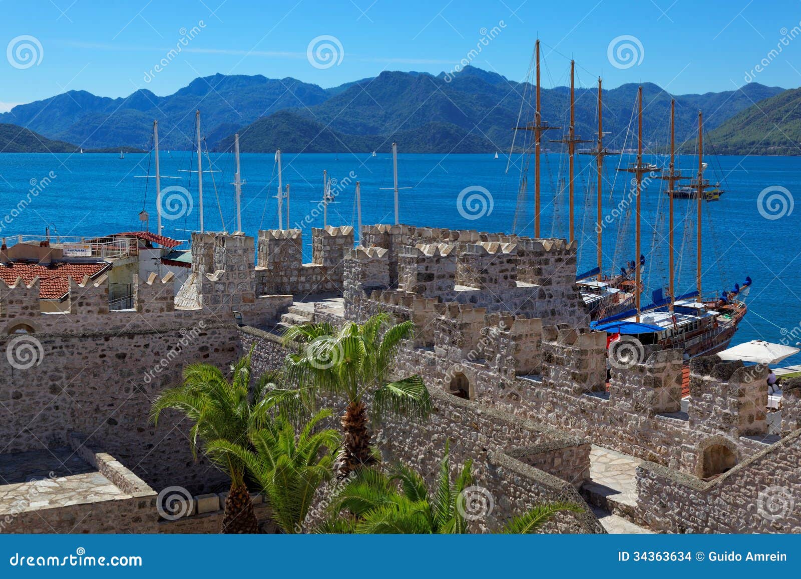 Marmariskasteel in Marmaris, Turkije Stock Foto - Image of kasteel ...