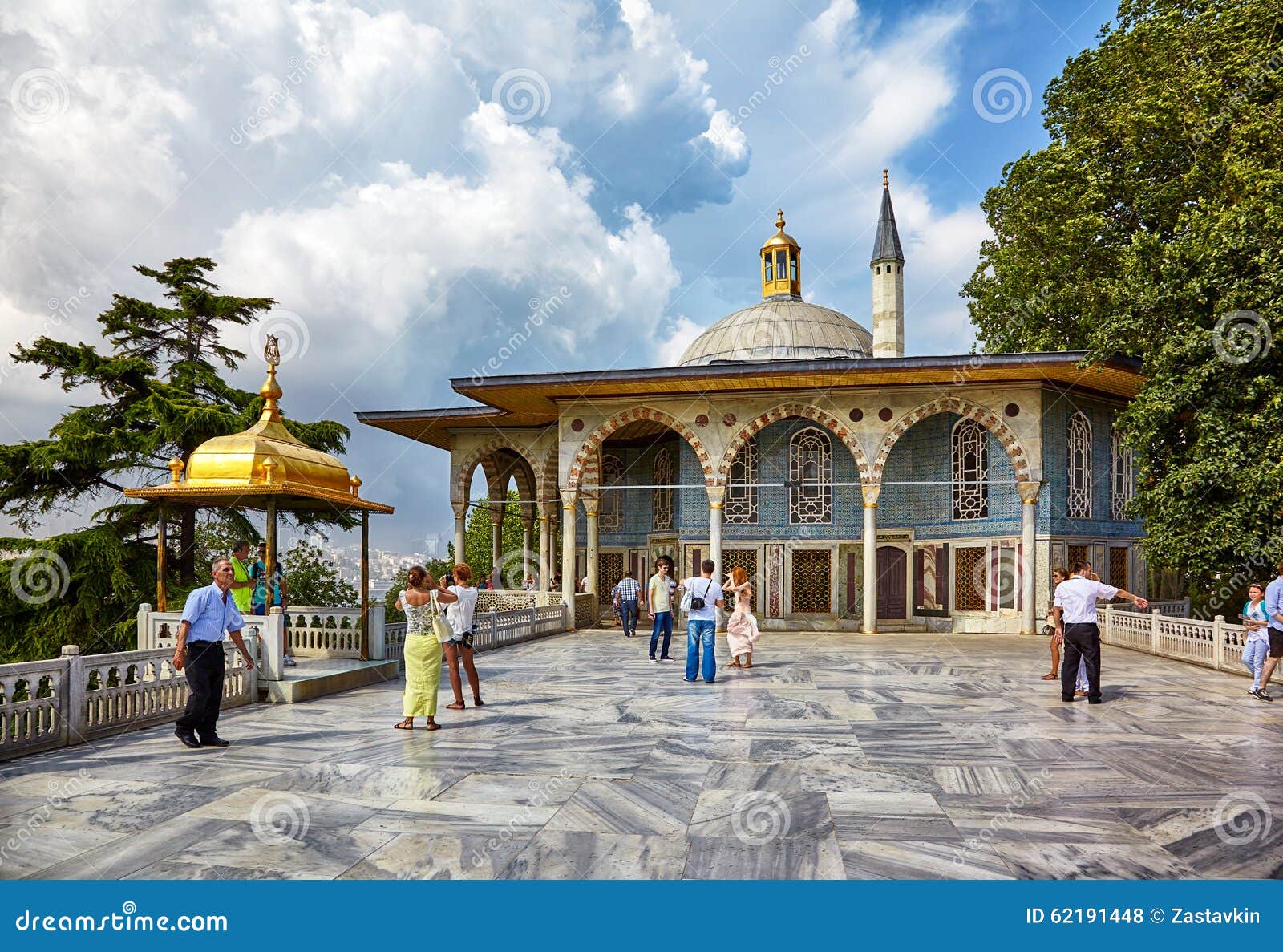 Marmeren Terras in Topkapi-Paleis, Istanboel Redactionele Stock Foto ...