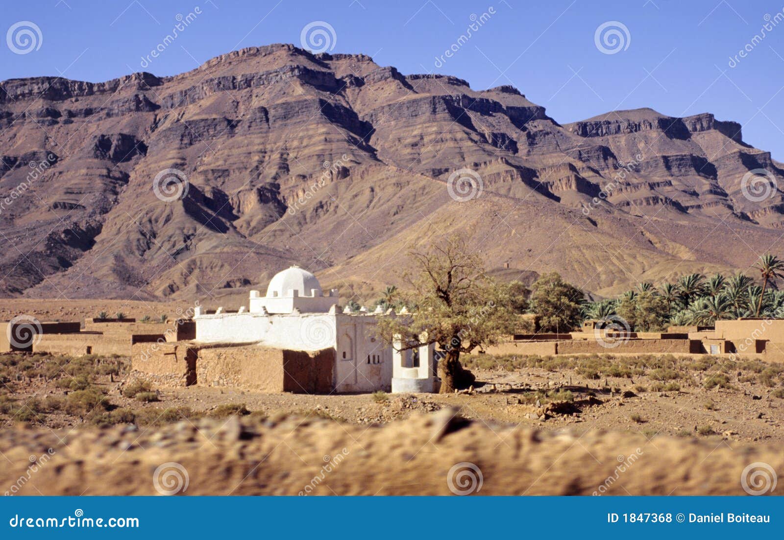 Marokkaanse marabout stock foto. Image of berg, arabier - 1847368