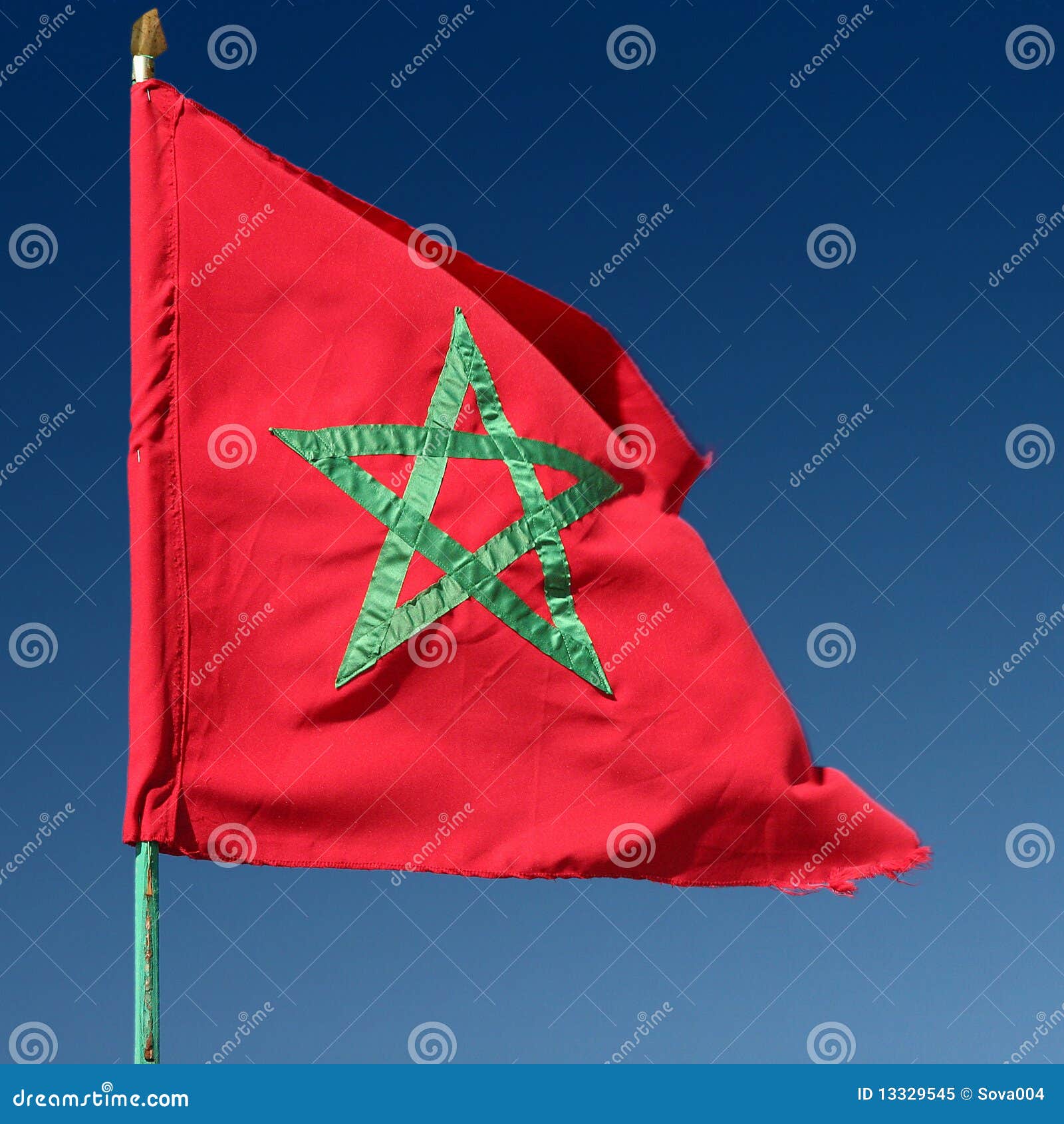 Marokkaanse vlag stock afbeelding. Image of vijfhoekig - 13329545