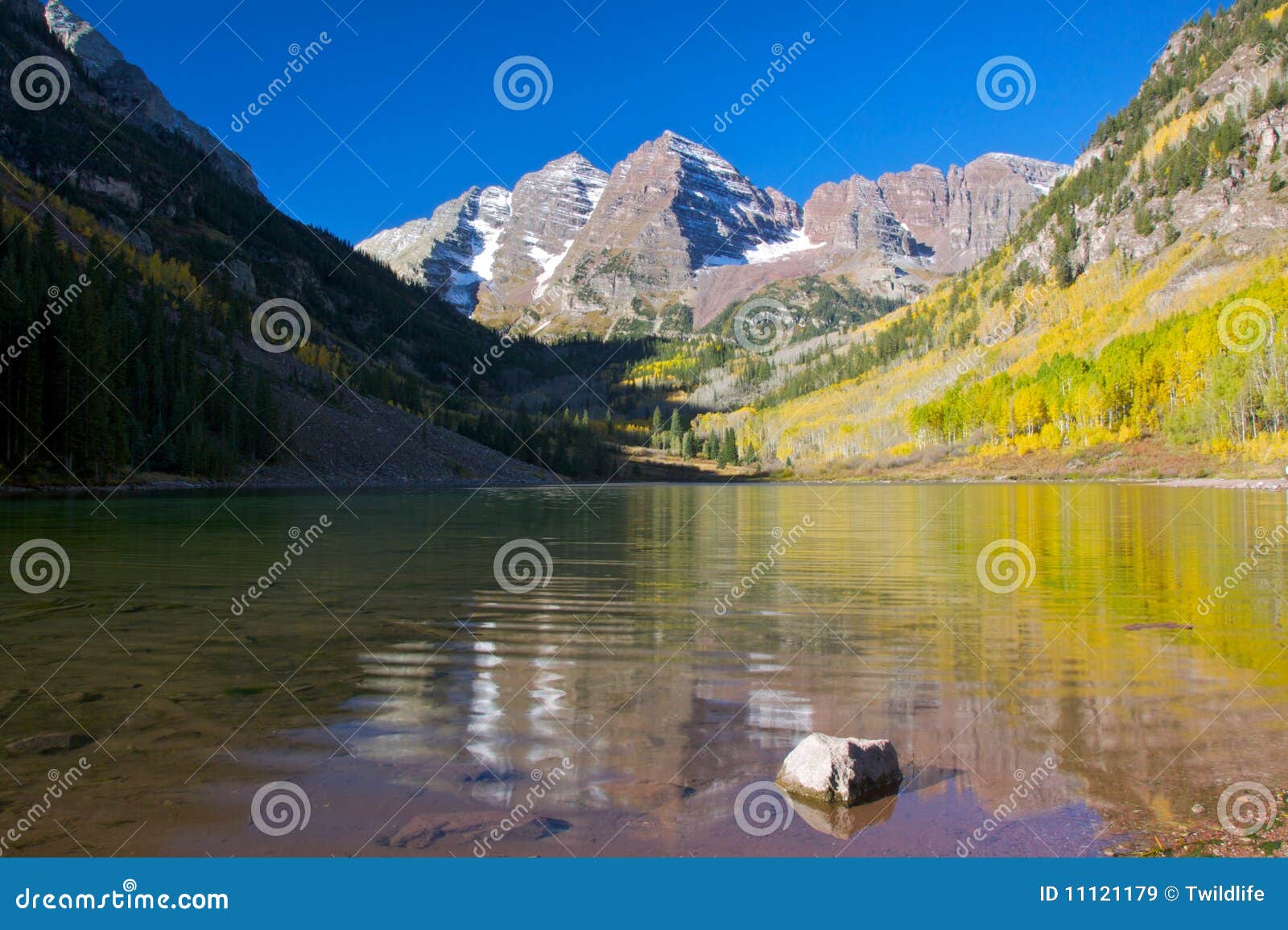 Maroon Bells in Autumn stock image. Image of colors, bells - 11121179