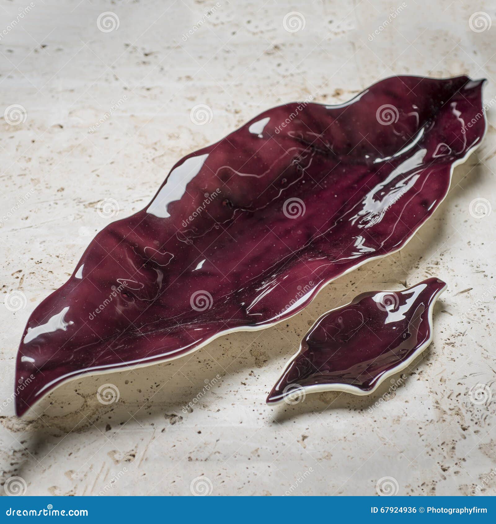 Maroon Leaf Shaped Serving Dish Stock Photos - Free & Royalty-Free ...