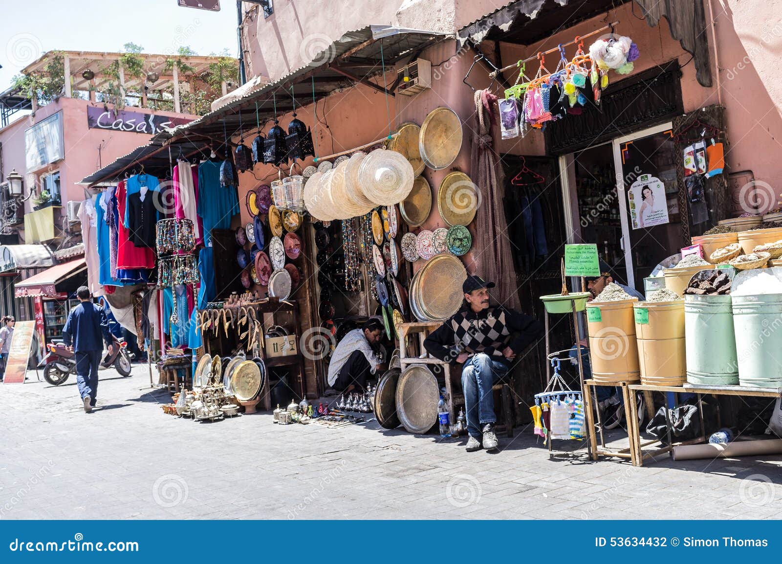 Marrakech Street (Shop) editorial photography. Image of madina - 53634432