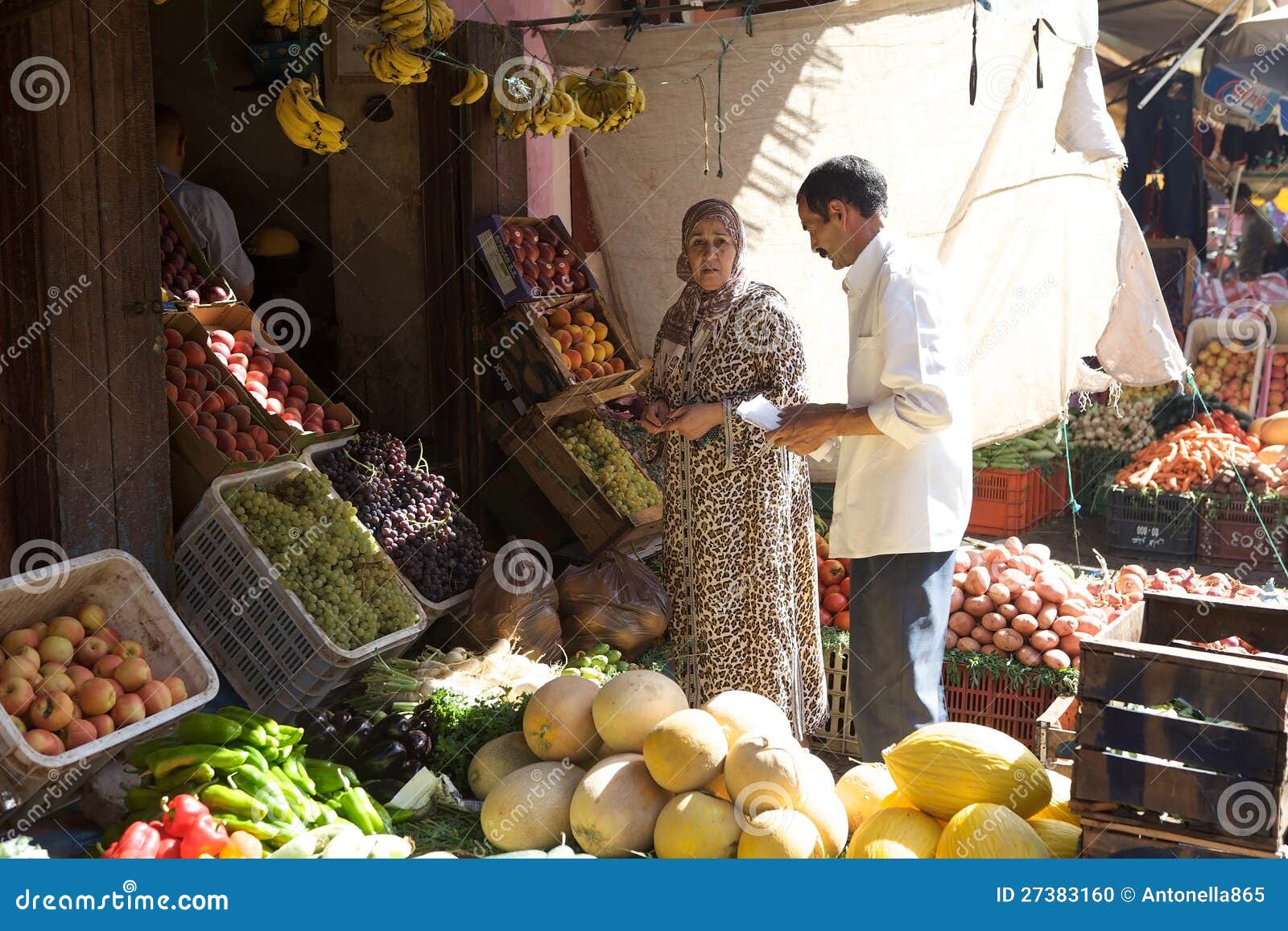 Marrakesh Street Fruit Vendor Editorial Image - Image of berber ...