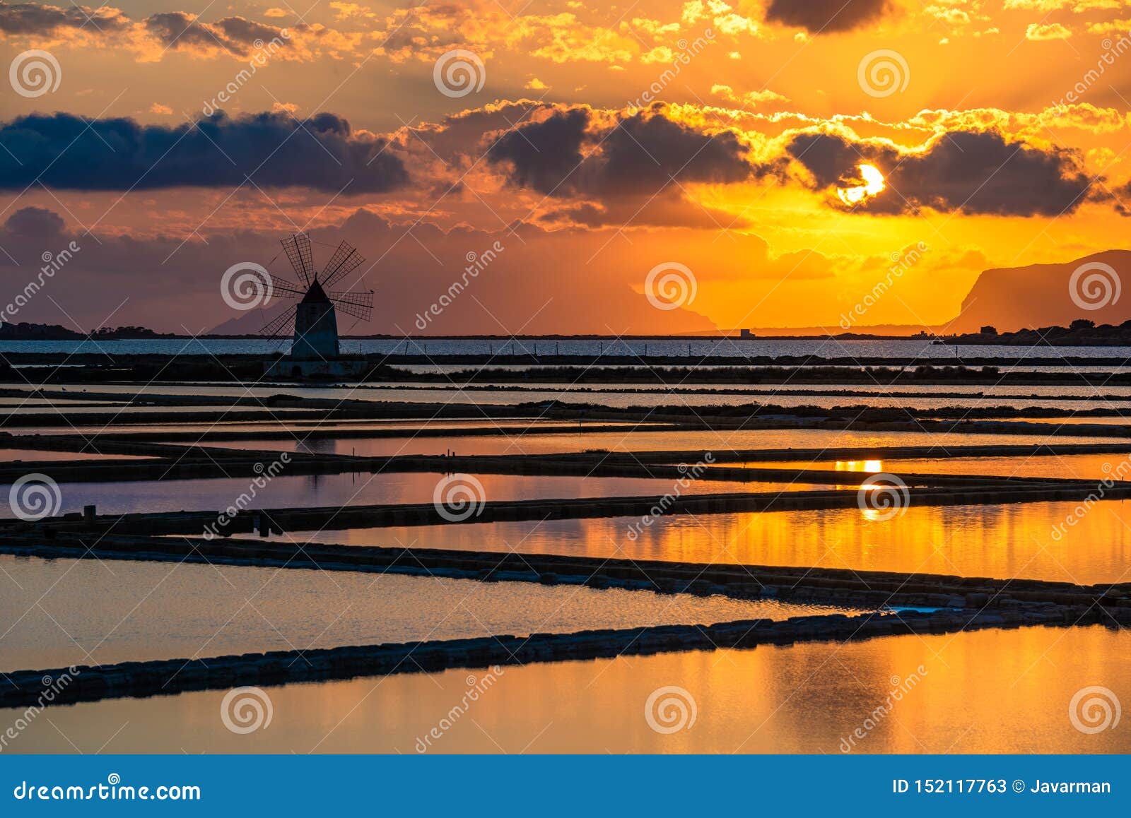 Marsala Salt Pans at Sunset, Sicily, Italy Stock Image - Image of ...