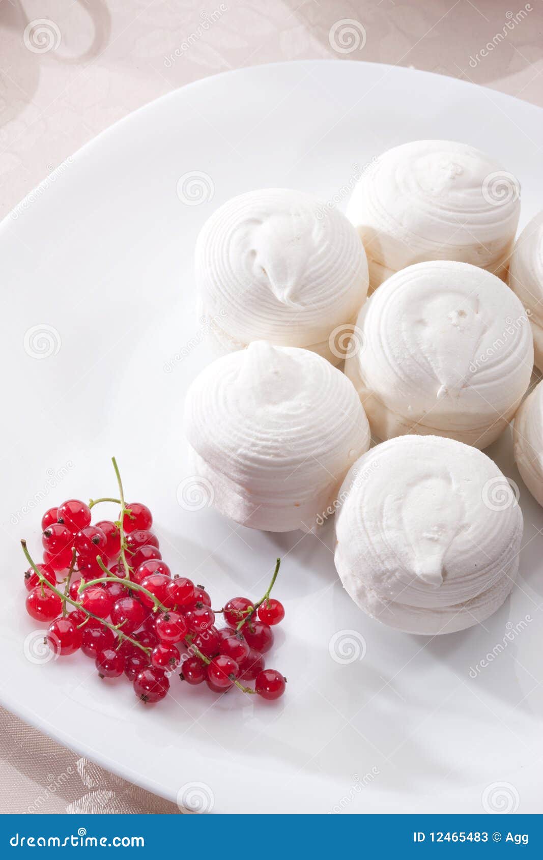 Marsh-mallow stock image. Image of berry, mallow, bowl - 12465483