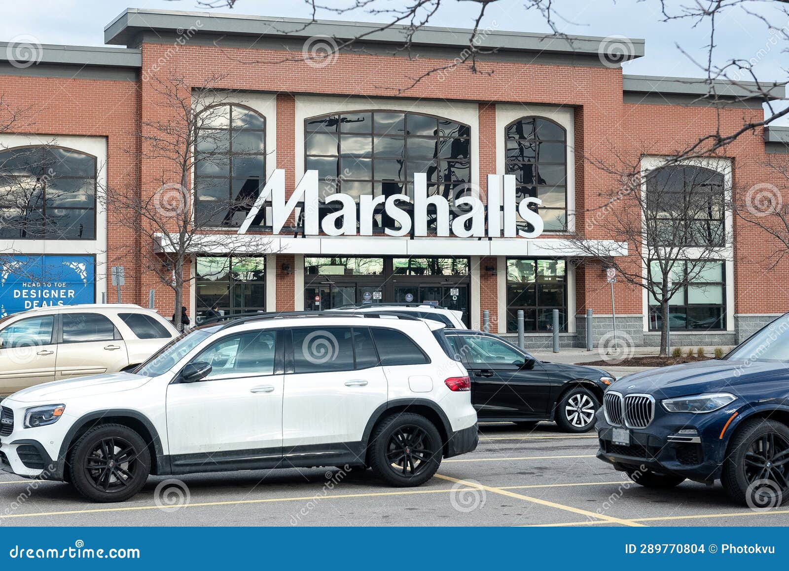 Marshalls Store Sign in Toronto Editorial Stock Image - Image of ...