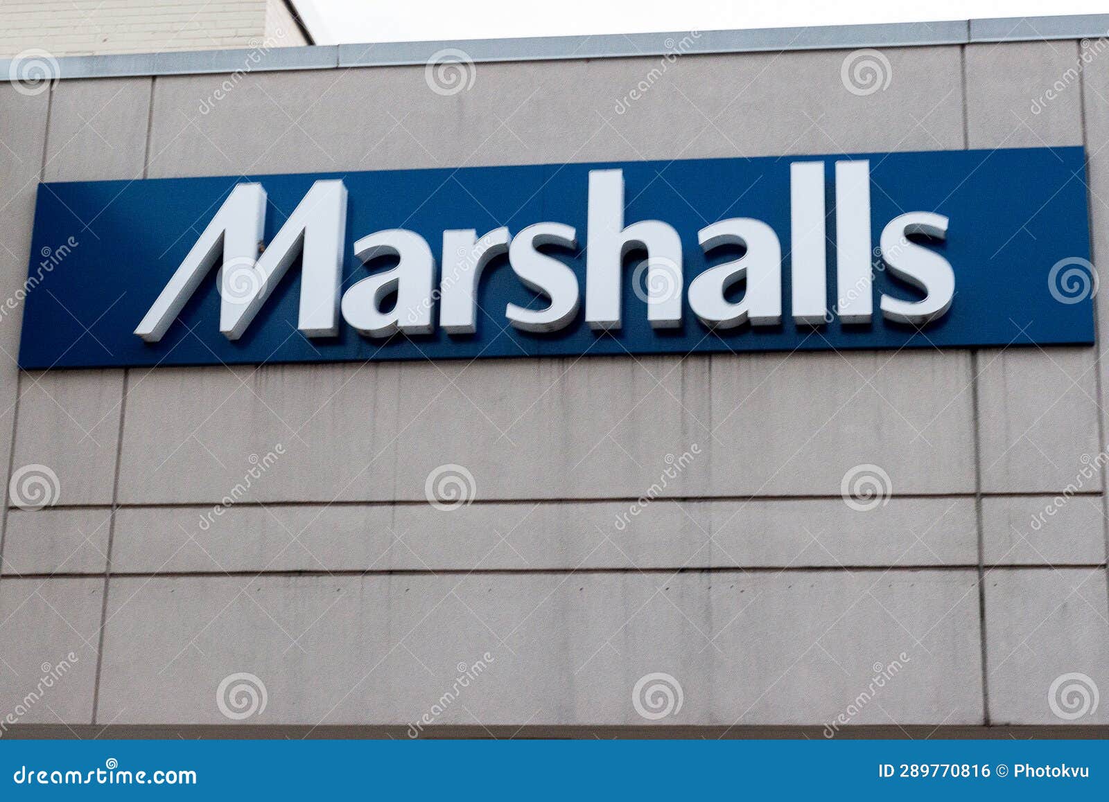 Marshalls Store Sign in Toronto Editorial Photo - Image of canada ...