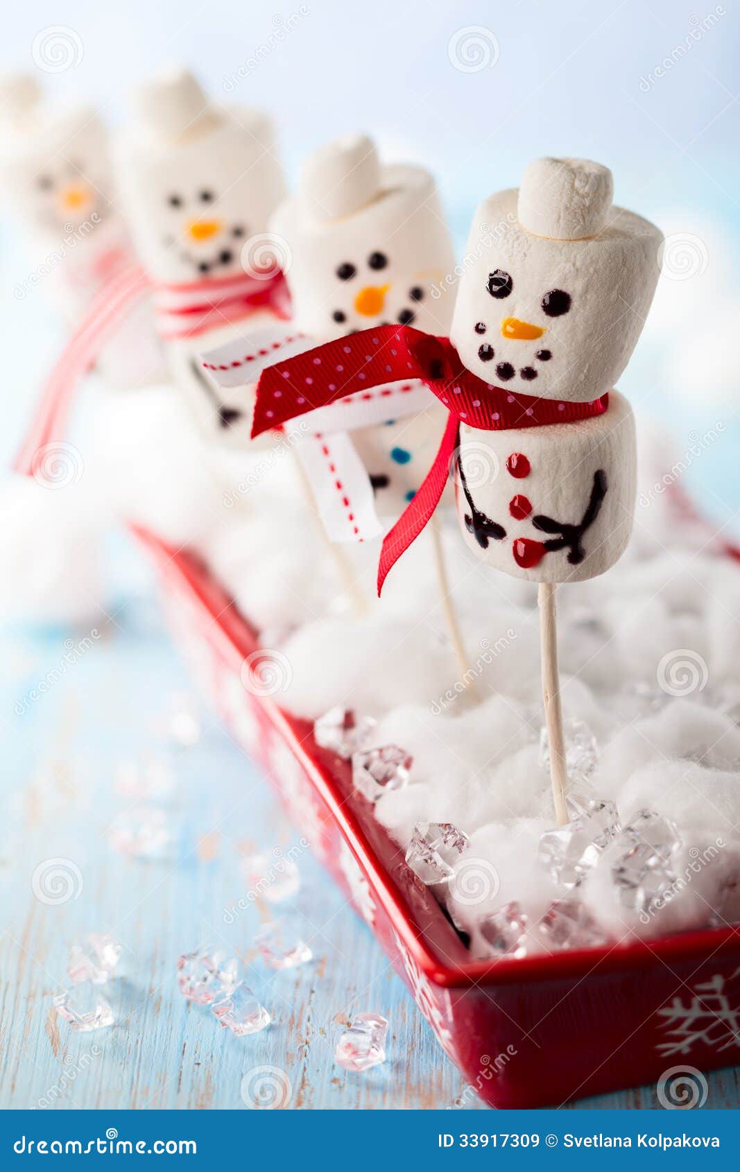 Marshmallow snowmen stock image. Image of decoration - 33917309