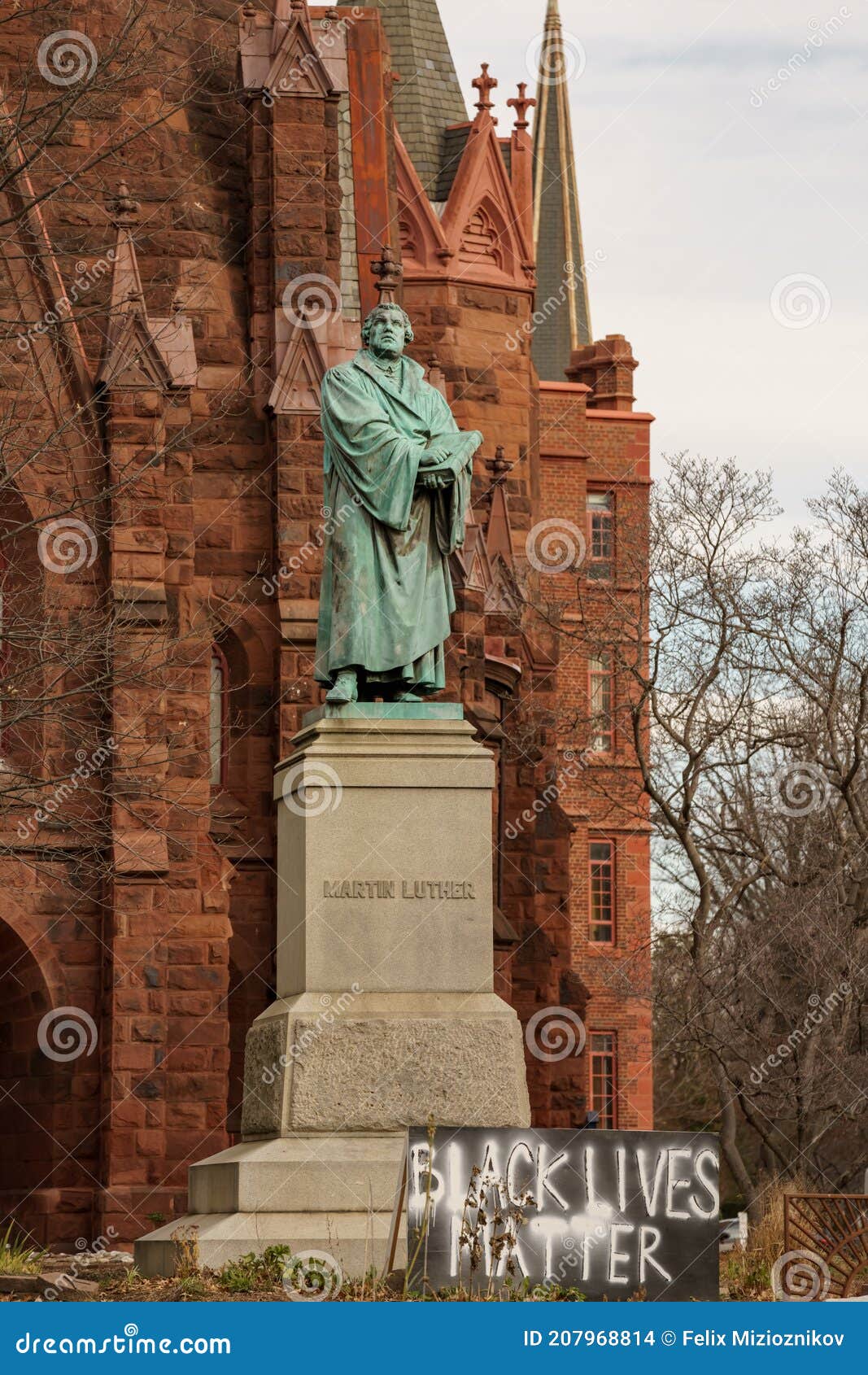 Martin Luther Statue Washington DC USA Editorial Stock Image - Image of ...