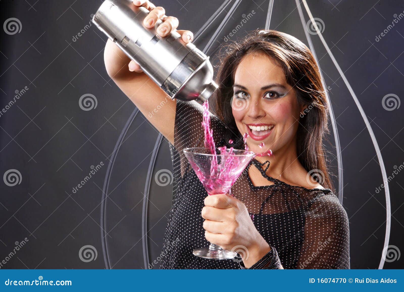 Martini cor-de-rosa foto de stock. Imagem de lata, fofofo - 16074770