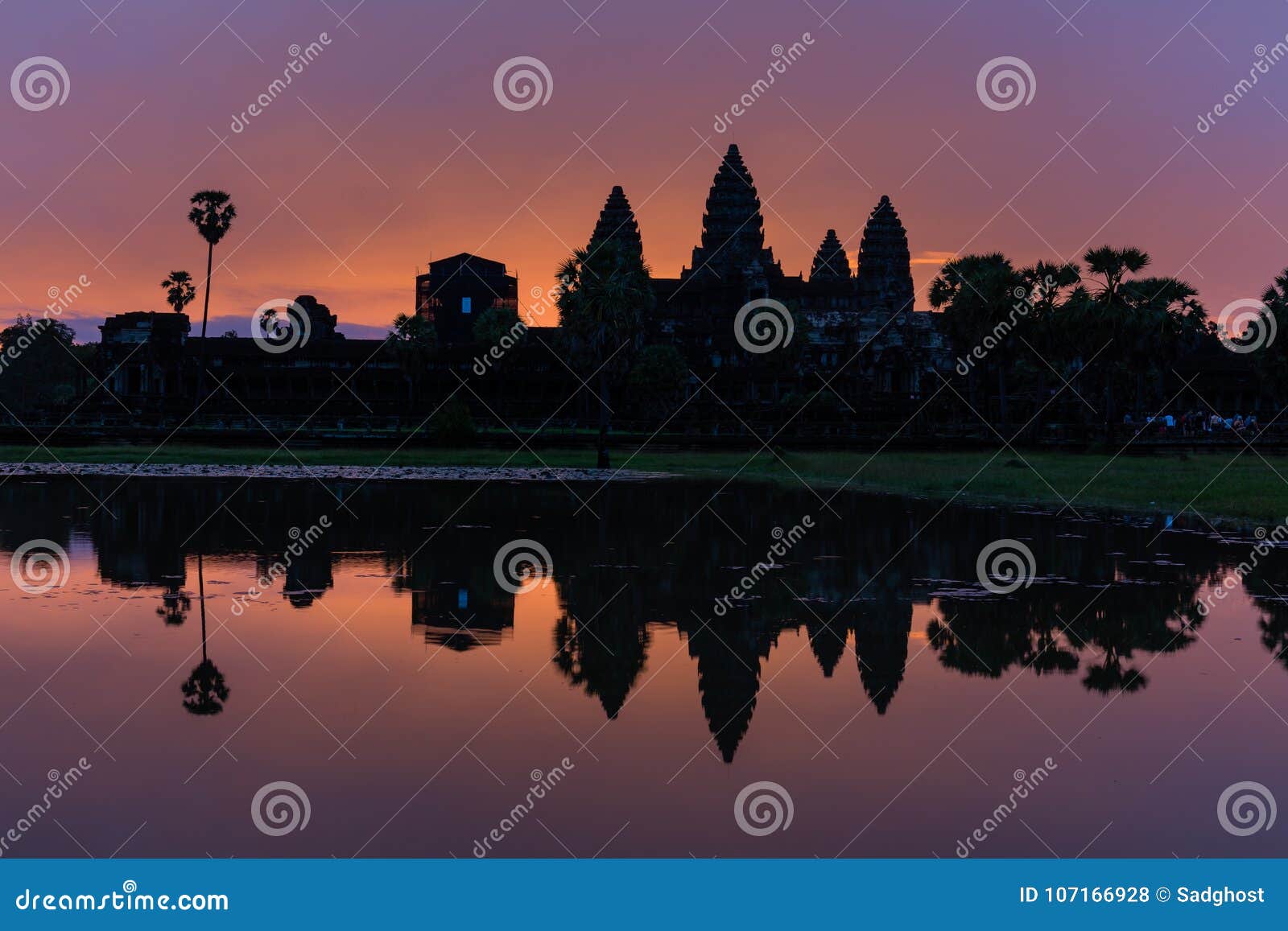 Sunrise of Angkor Wat stock photo. Image of khmer, angkor - 107166928