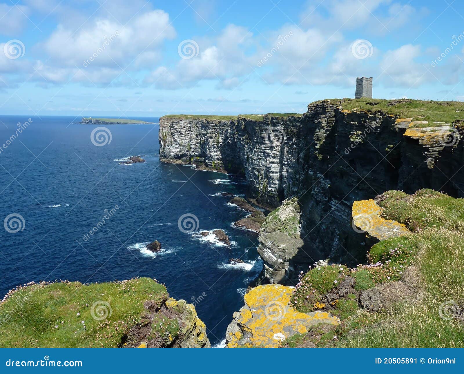 Marwick Head on the Orkneys Stock Image - Image of landscape, coast ...
