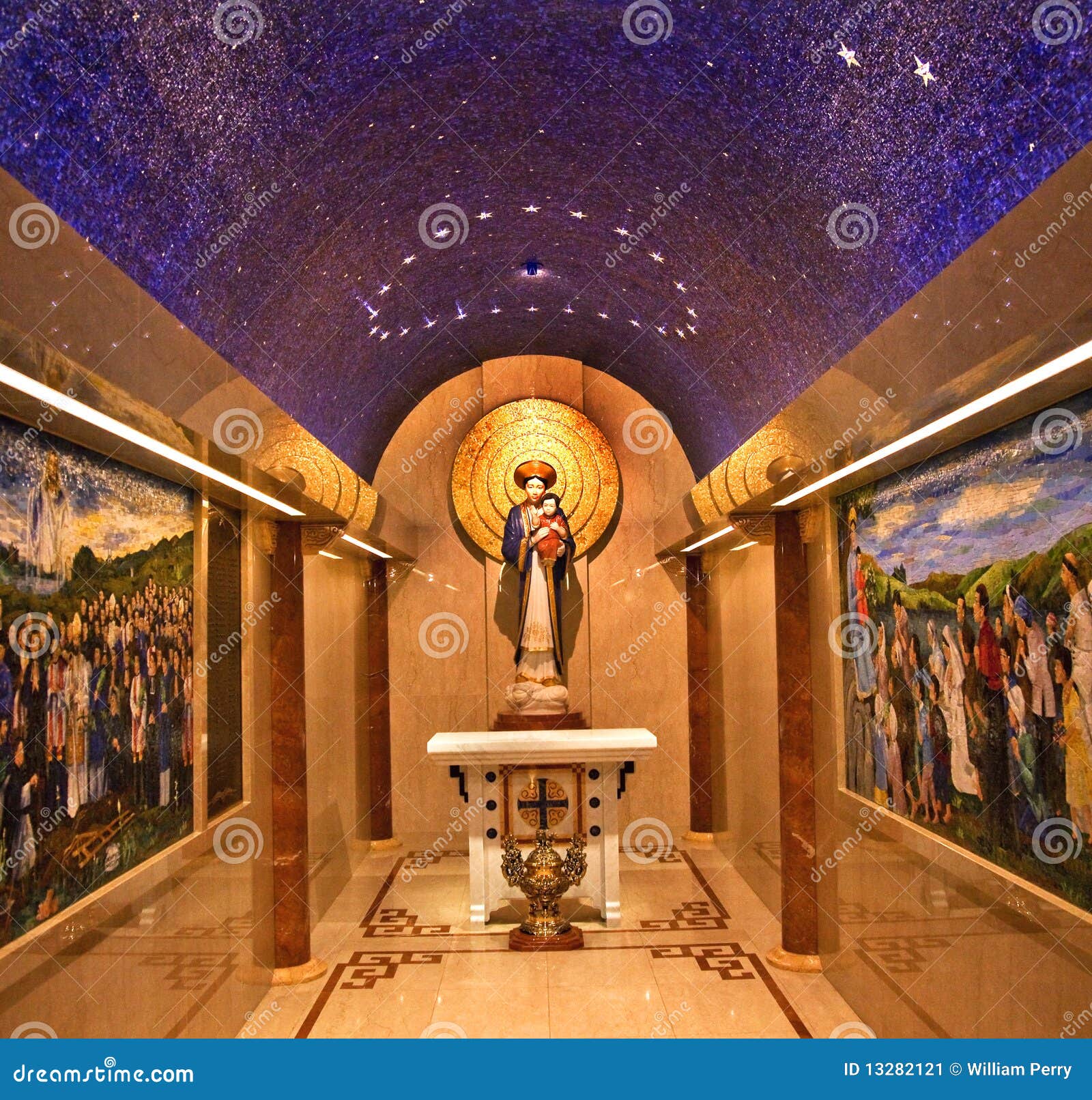 Mary Statue Shrine Immaculate Conception Editorial Photo - Image of ...