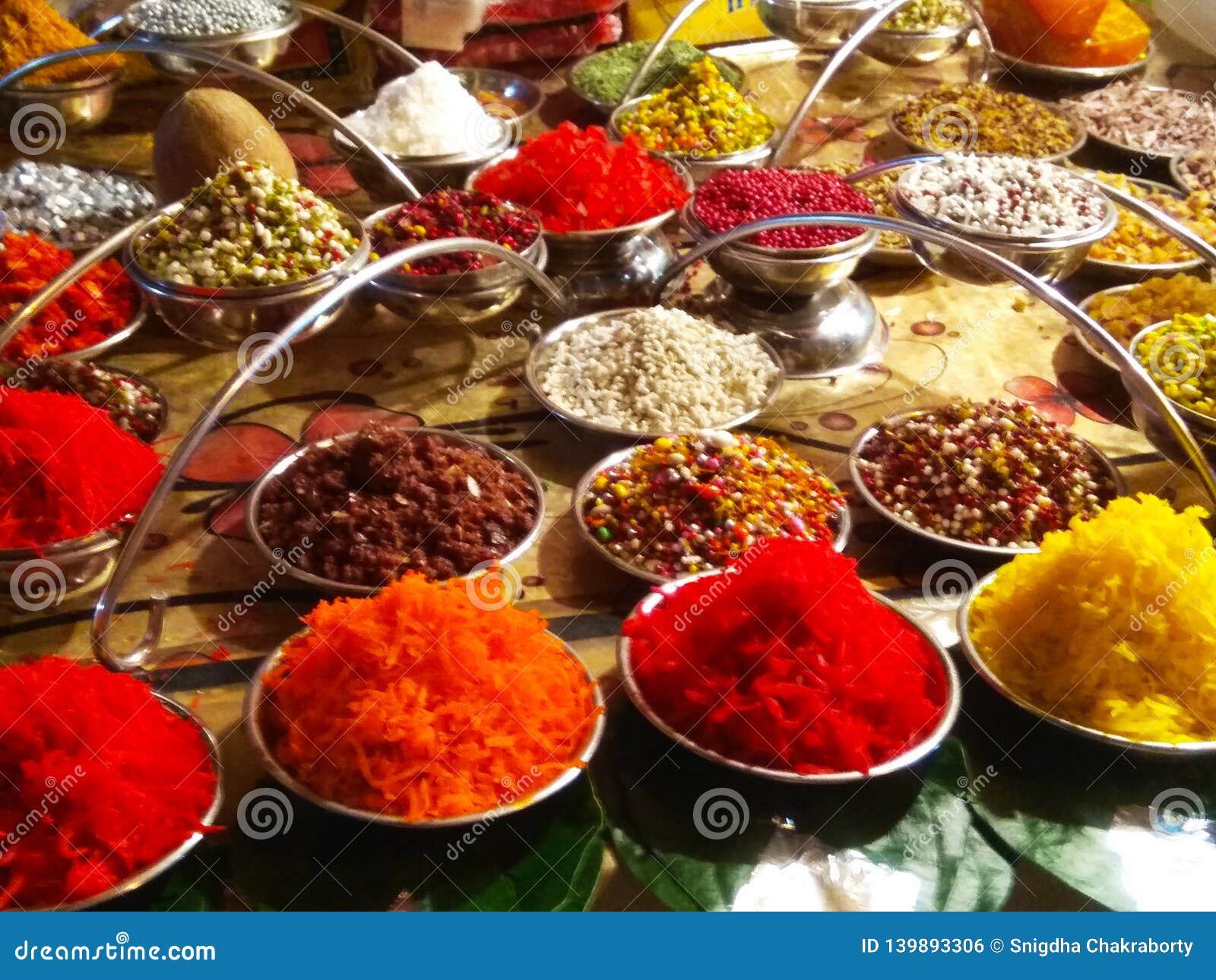 Mashala de la cacerola foto de archivo. Imagen de oeste - 139893306