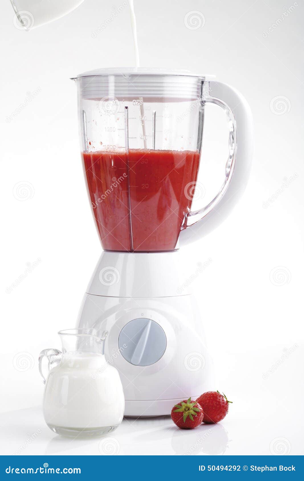 Mashed Strawberries in Mixer Stock Photo - Image of equipment, mashed ...