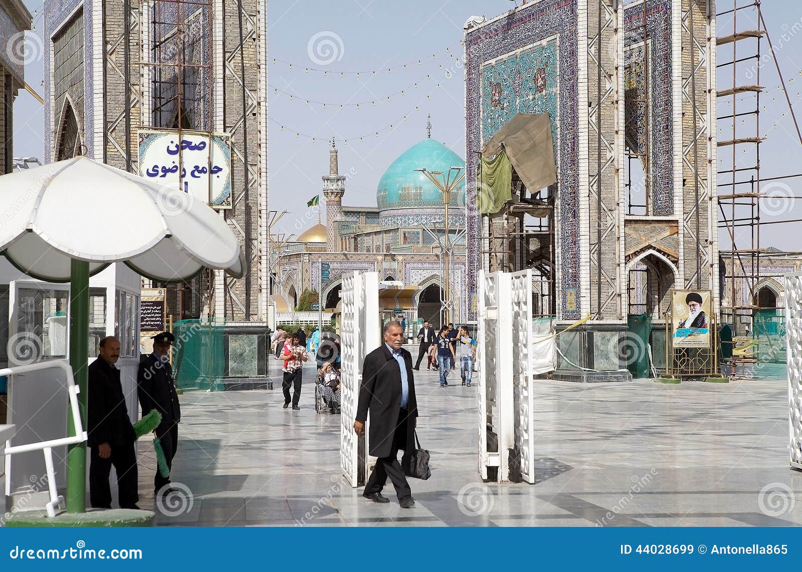 Mashhad imagen de archivo editorial. Imagen de gente - 44028699