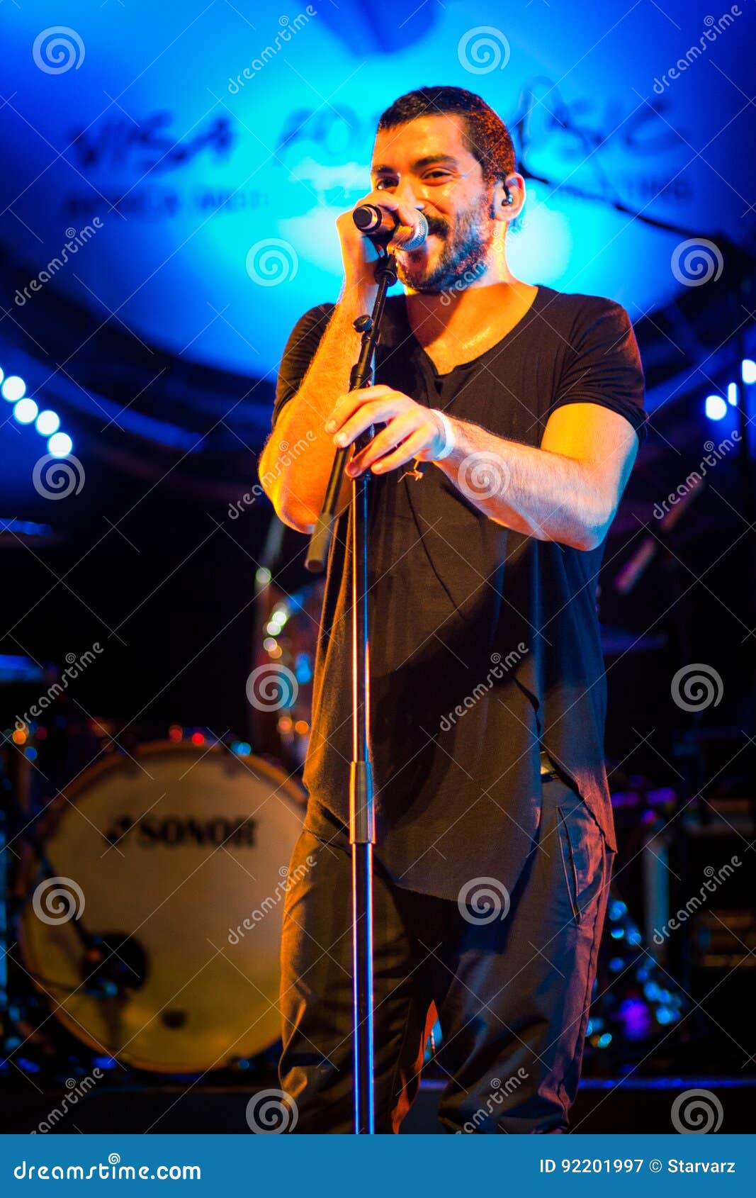 Mashrou leila editorial photography. Image of instruments - 92201997