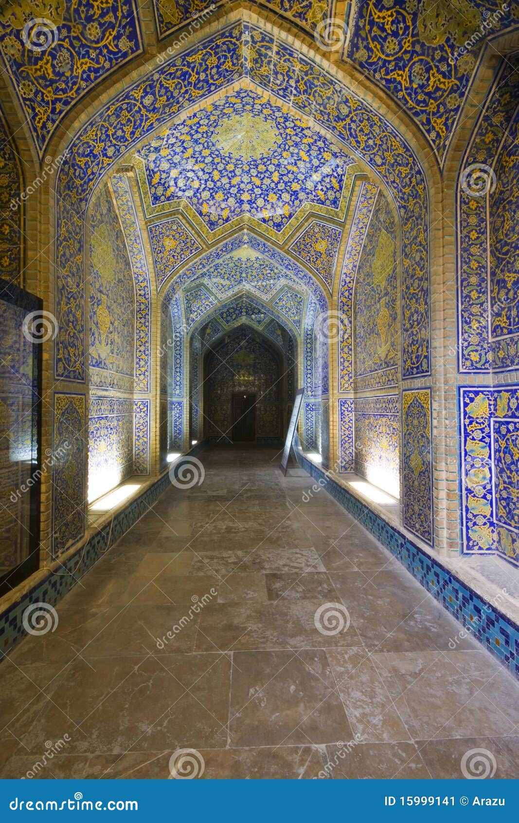Masjed-e Sheik Lotfollah Mosque Stock Image - Image of ancient, asia ...