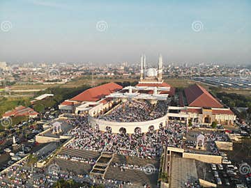 MASJID AGUNG SEMARANG MOSQUE Editorial Photography - Image of java ...