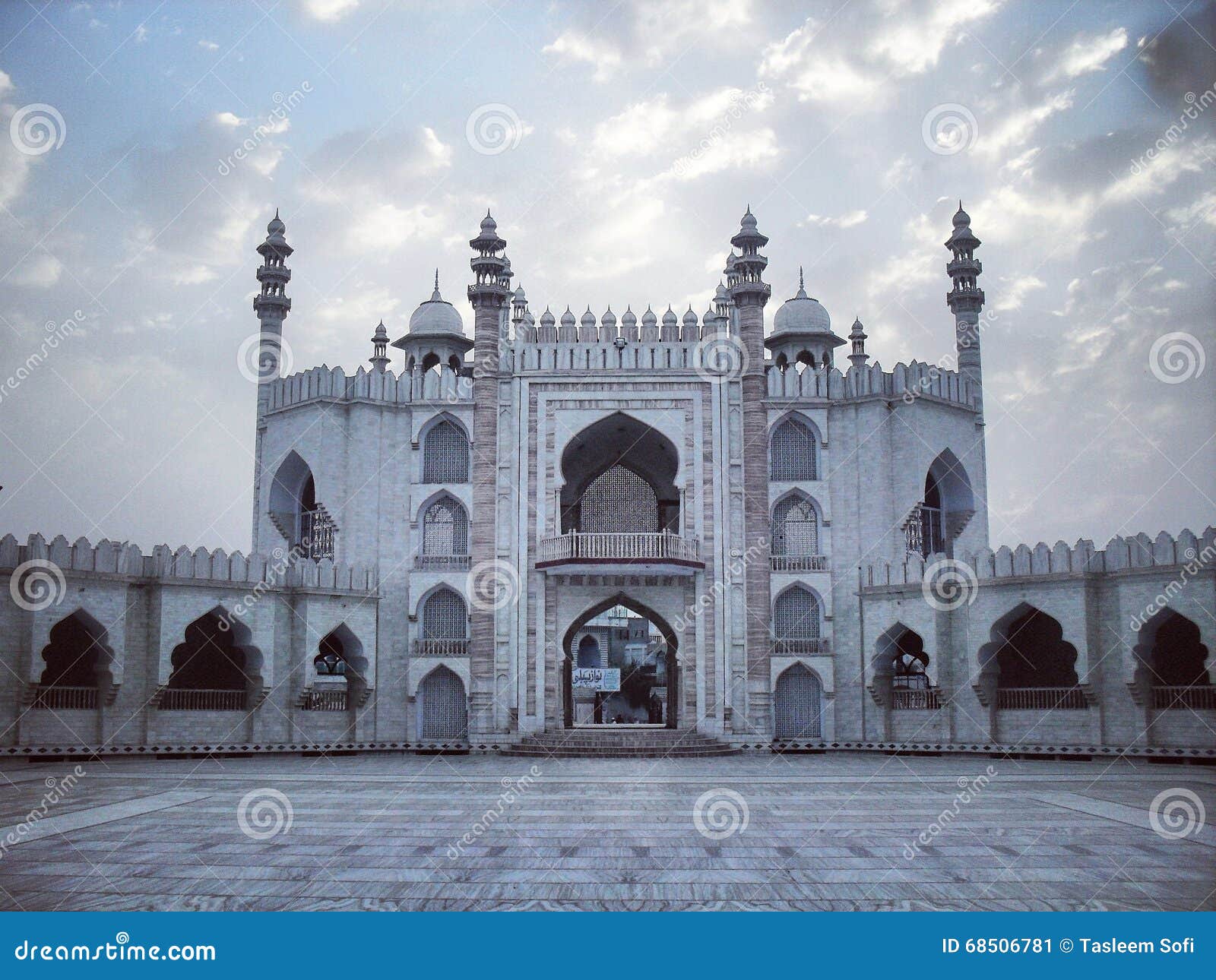 Masjid e Rashid Deoband imagen de archivo. Imagen de mezquita - 68506781