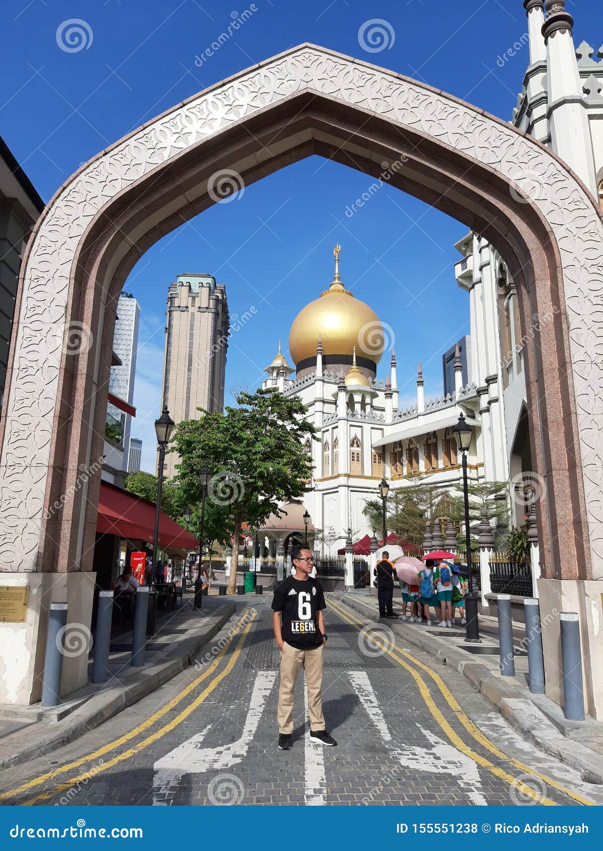 Masjid Sultan, Bugis, Singapore Editorial Stock Photo - Image of masjid ...