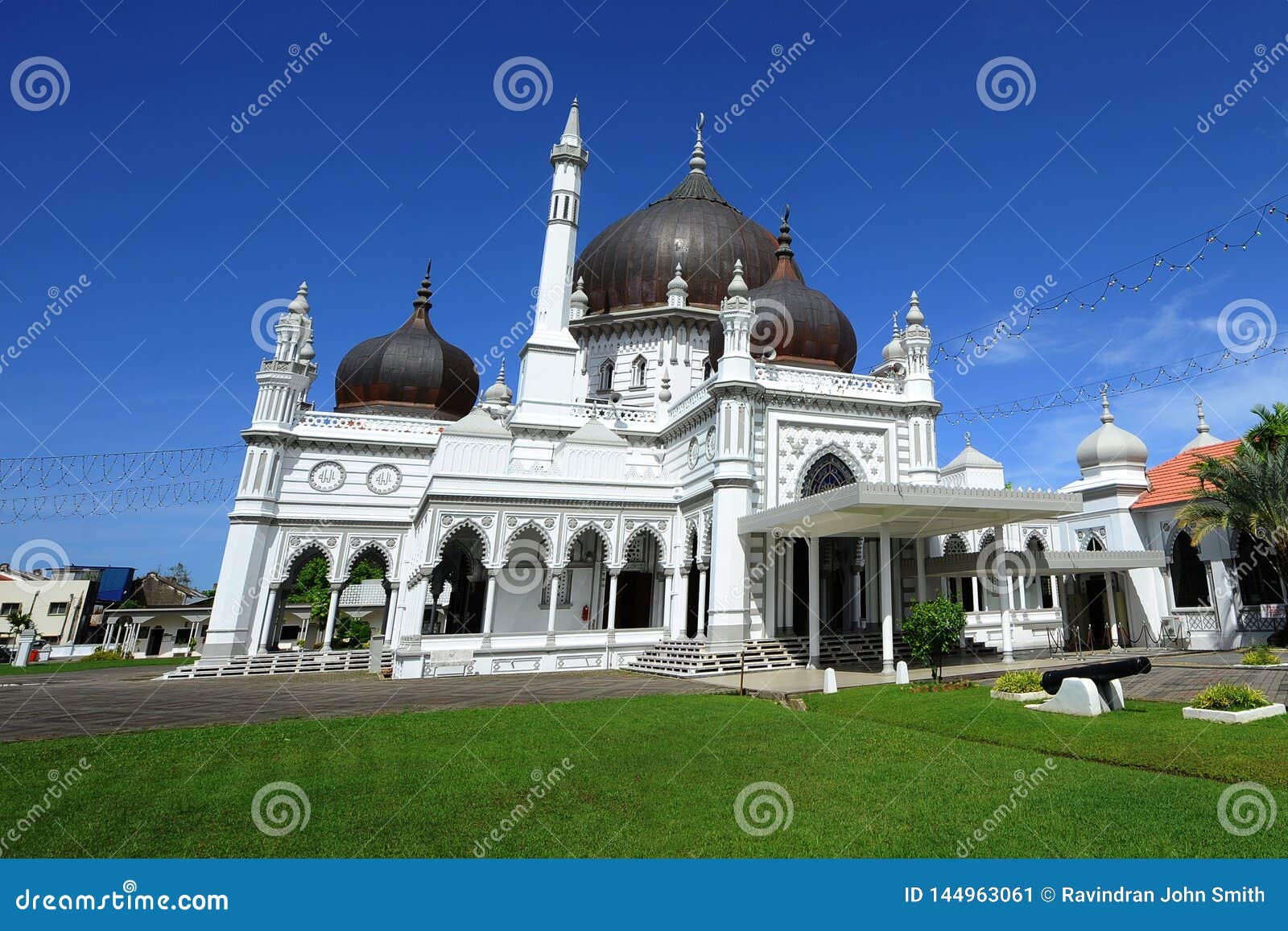 Zahir Mosque editorial photo. Image of oldest, setar - 144963061