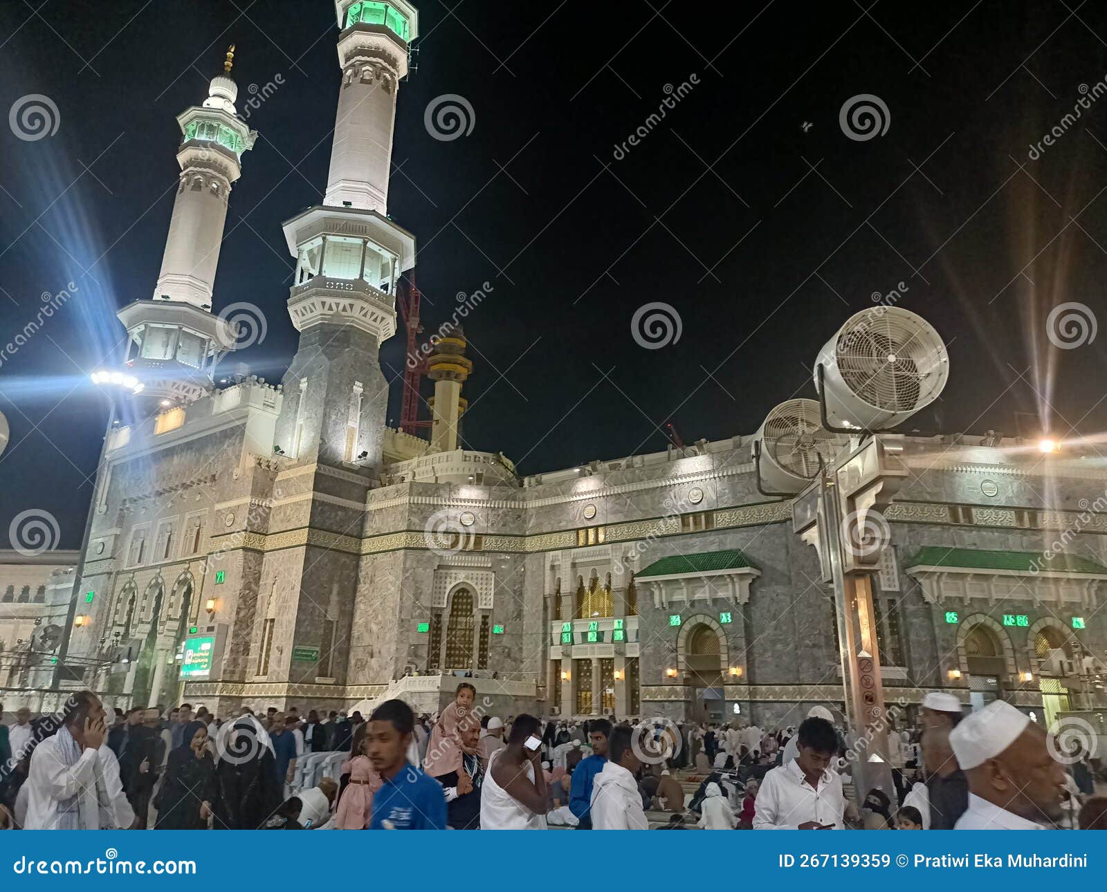 Masjidil Harram Mekha editorial stock image. Image of beautiful - 267139359