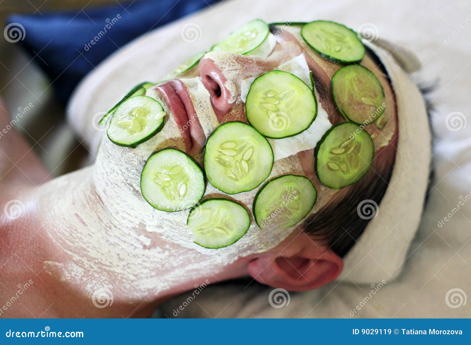 Mask From Cucumbers Stock Image Image Of Cleanse Fresh 9029119