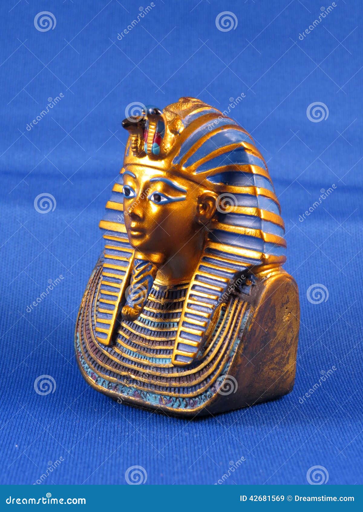 Mask of Tutankhamun stock image. Image of figurine, sculpture - 42681569