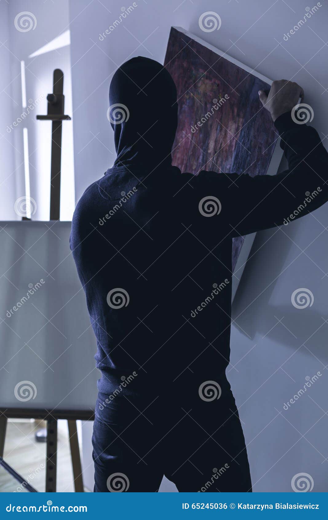 Masked thief of artwork stock photo. Image of burglary - 65245036