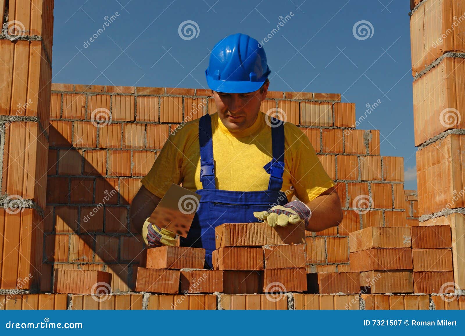 Mason at work stock image. Image of unfinished, brick - 7321507