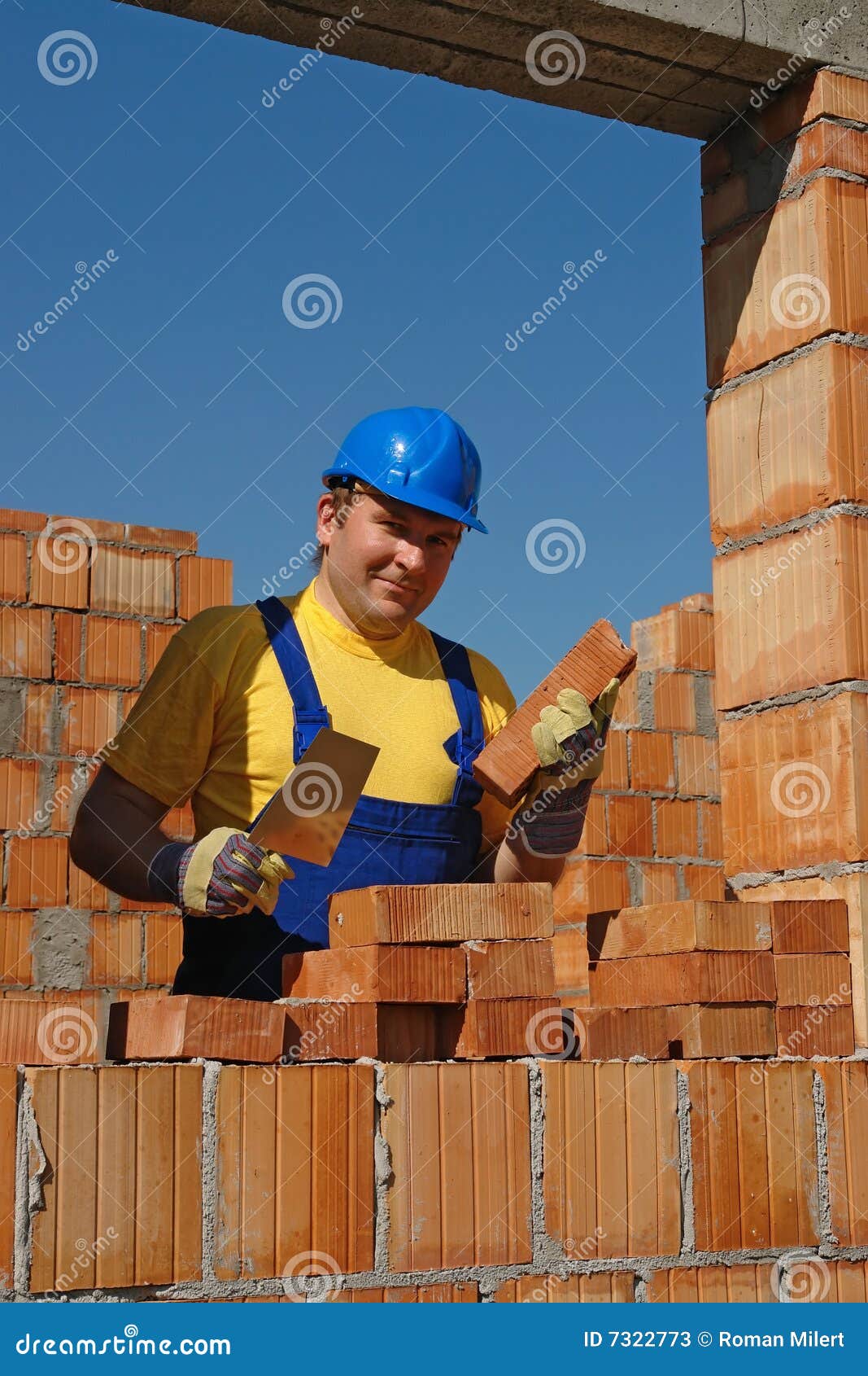 Mason at work stock image. Image of building, development - 7322773