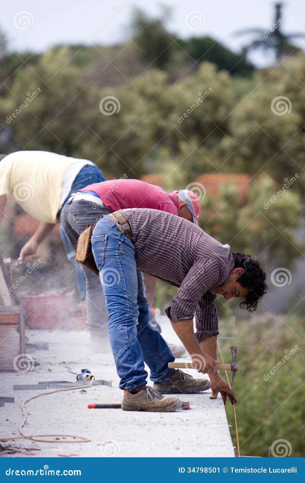 Mason workers stock image. Image of brick, bricklaying - 34798501