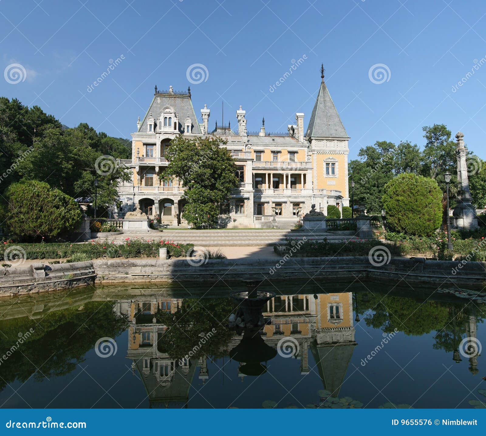 Massandra Palace stock photo. Image of contemplation, exterior - 9655576