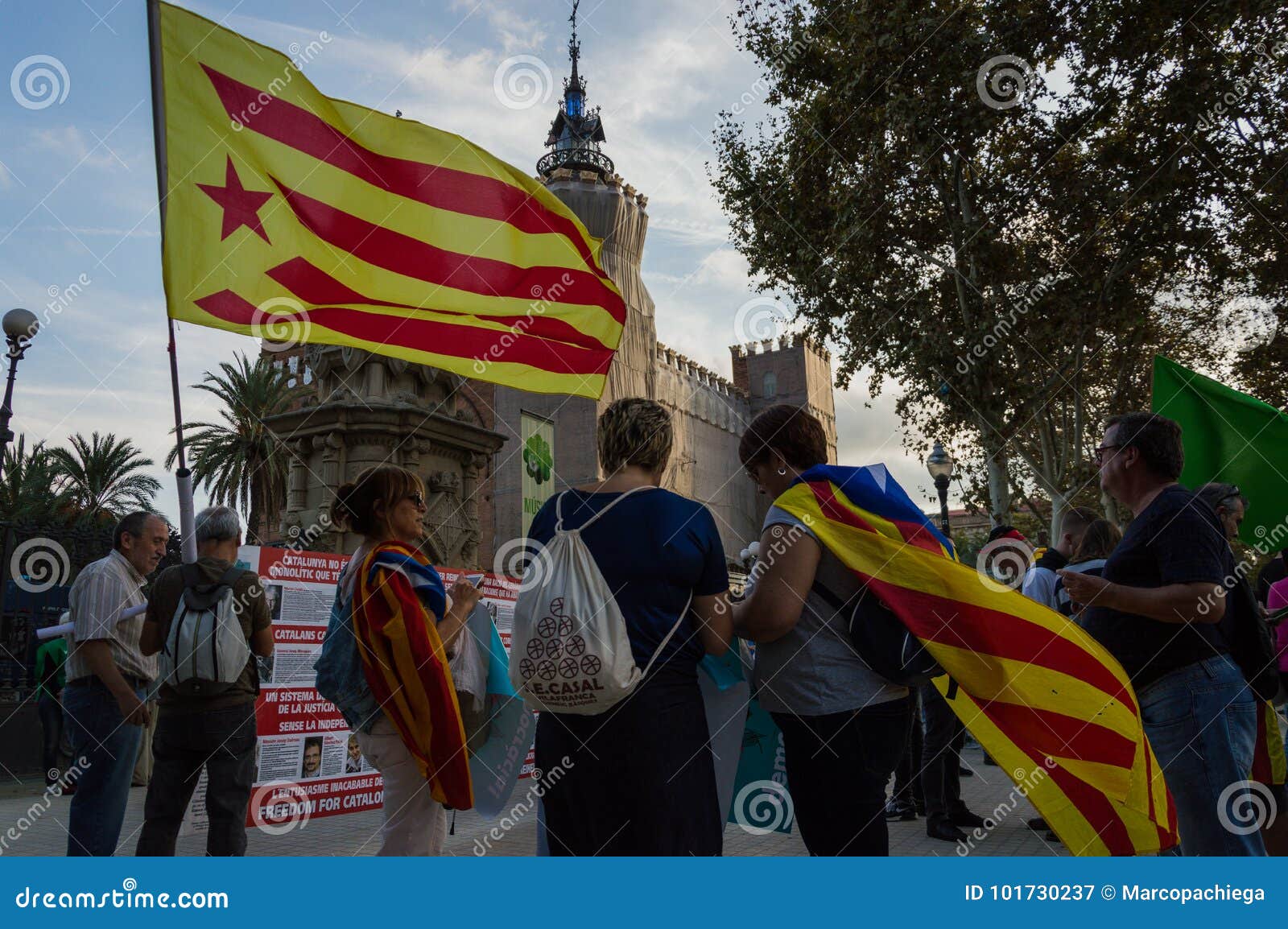 Barcelona, Spain 10 October, 2017 : Declaration of Independence ...