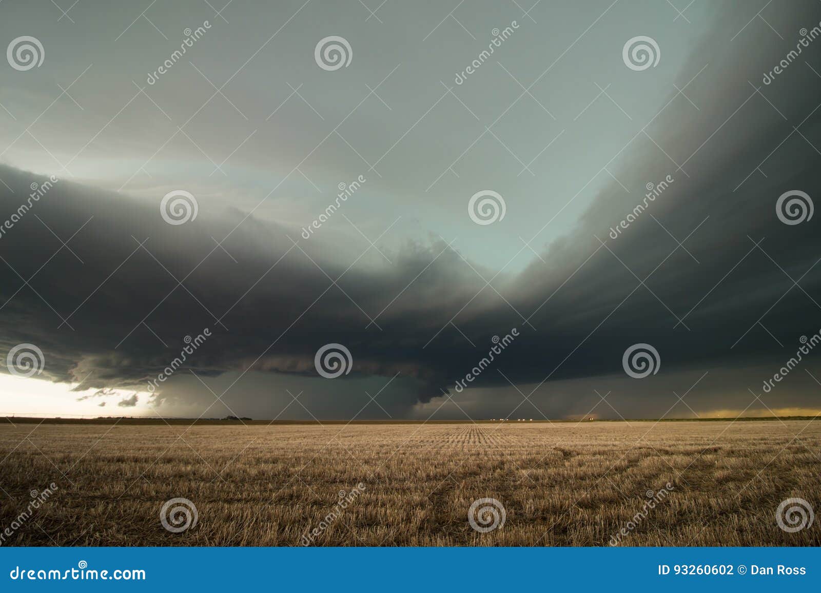 A Massive High Precipitation Supercell Thunderstorm In Eastern Colorado ...