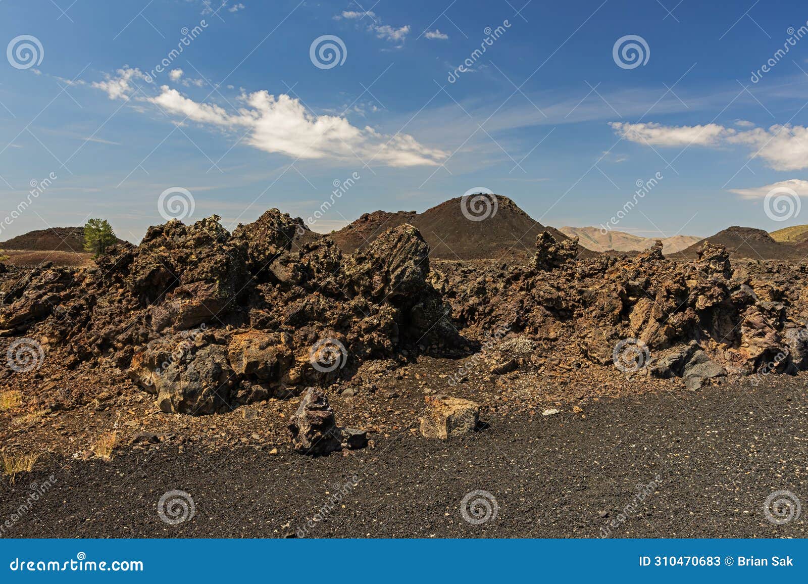 Lava Flows and Cinder Cones at Craters of the Moon National Monument ...