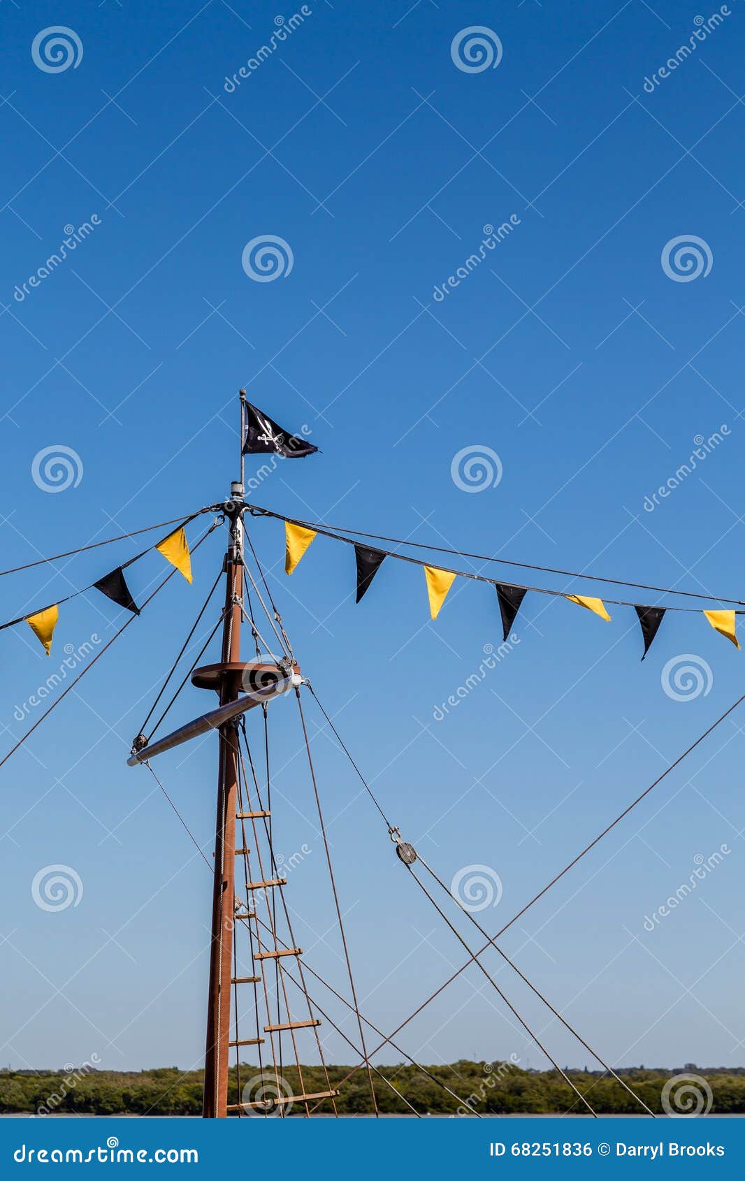 Mast on Pirate Ship stock photo. Image of crossbones - 68251836