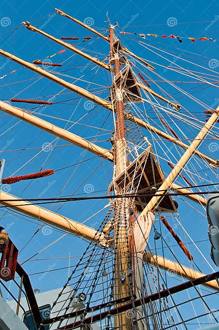 Mast view stock photo. Image of ocean, summer, sailing - 15550586