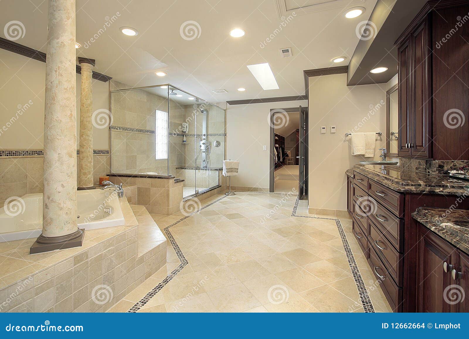 Master Bath with Tub Columns Stock Photo - Image of lighting, suburbs ...