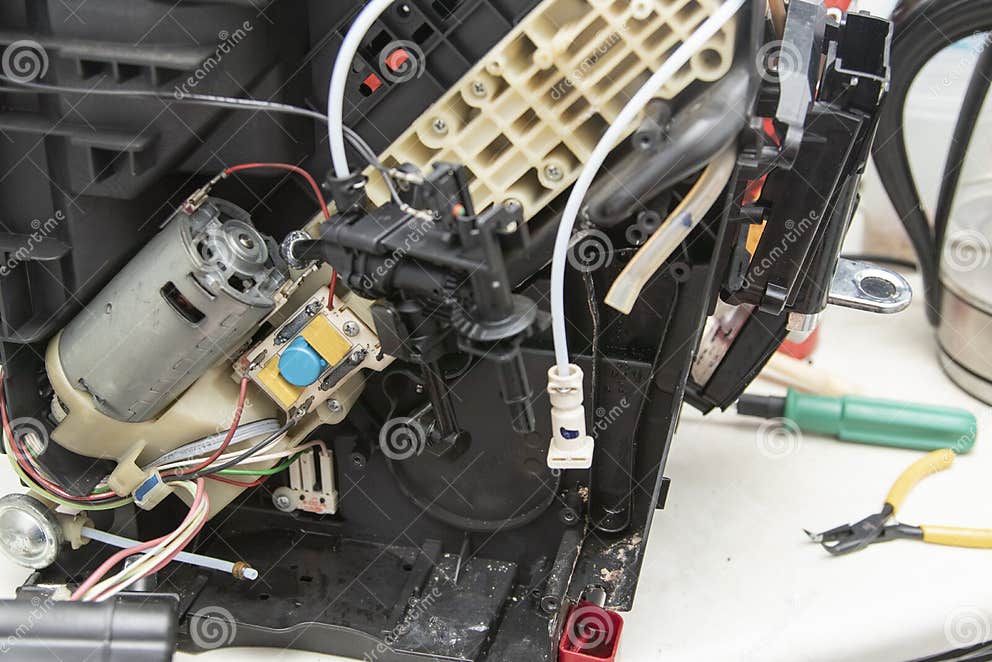 The Master Repairing Broken Coffee Machine,disassembled Coffee Machine ...