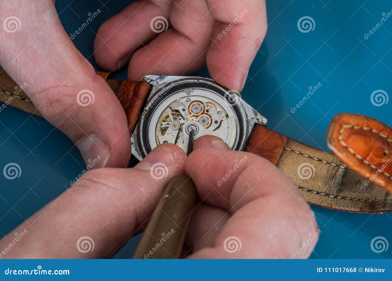 Master Repairs the Disassembled Mechanical Watch Stock Photo - Image of ...